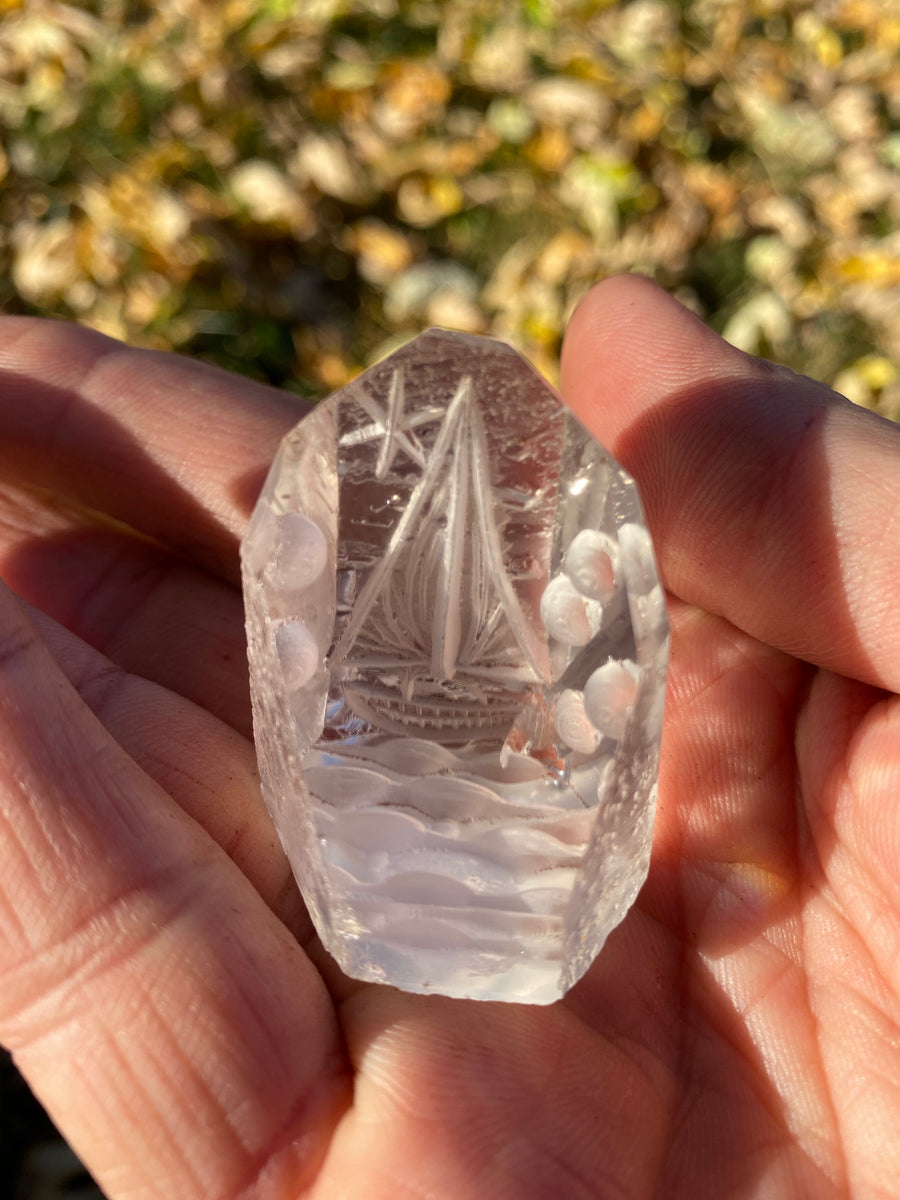 Crystal Sail Boat Carving – Wayne's World Agates